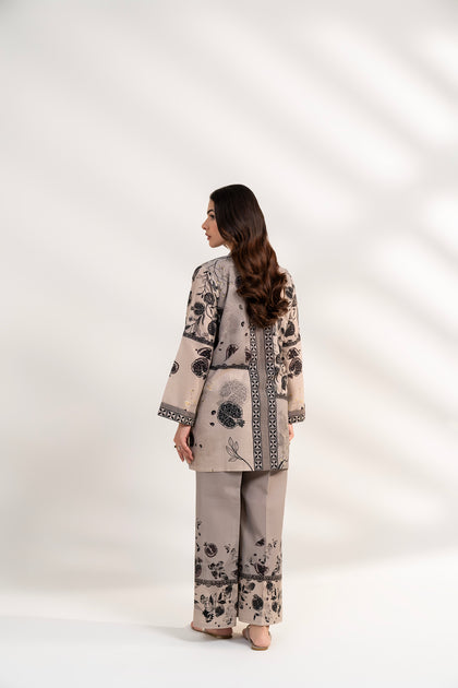 Sandy Bloom – FLORENT INTERNATIONAL